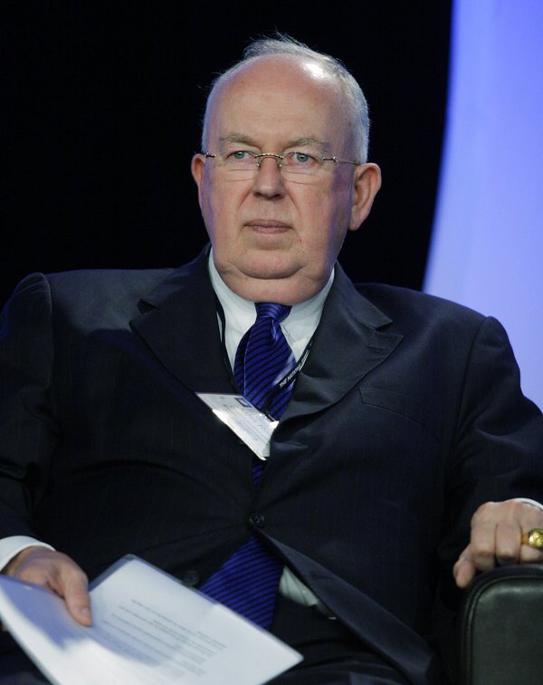 John W. Rowe: The Road to a Low-Carbon Energy Future