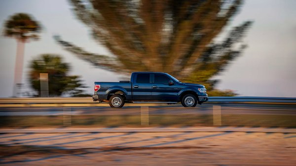 The Economist: “Americans’ Love Affair with Big Cars Is Killing Them”